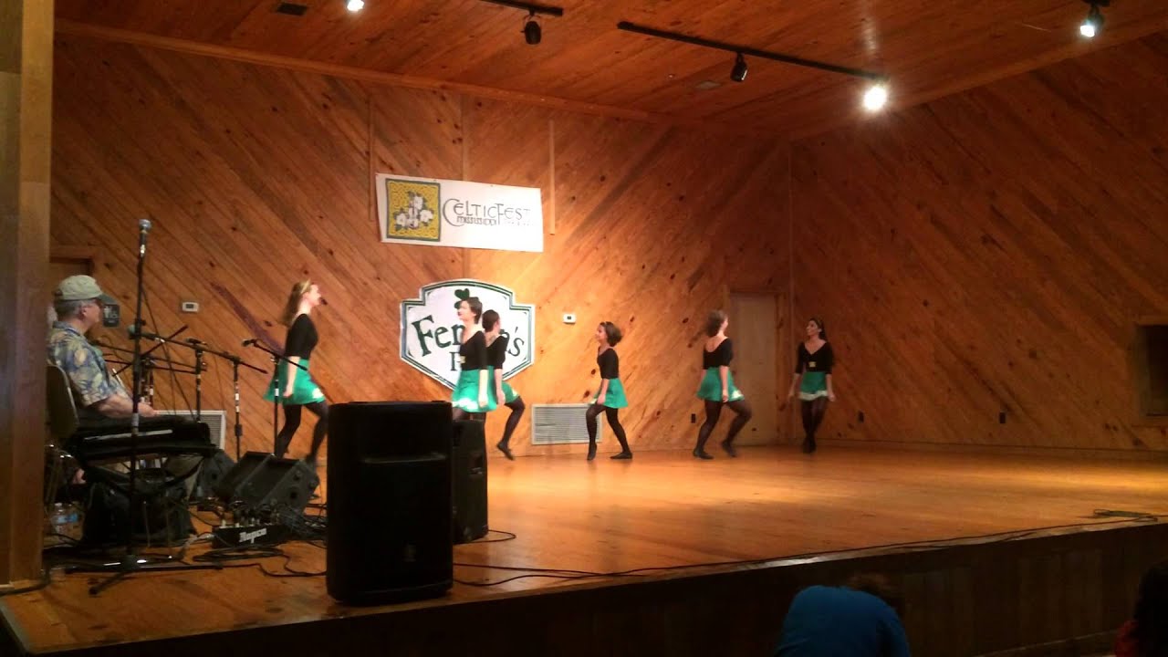 Two Hand Reel- Crossroads Irish Dancers - YouTube