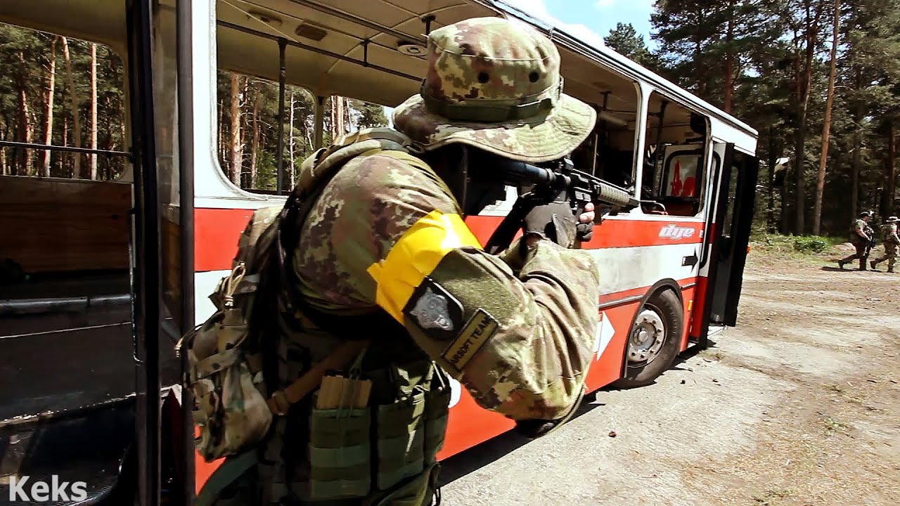 Verteidigt den Bus - DARK EMERGENCY II AIRSOFT - YouTube