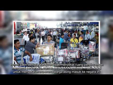 Pekerja Bangladesh terkandas, tak boleh masuk Malaysia