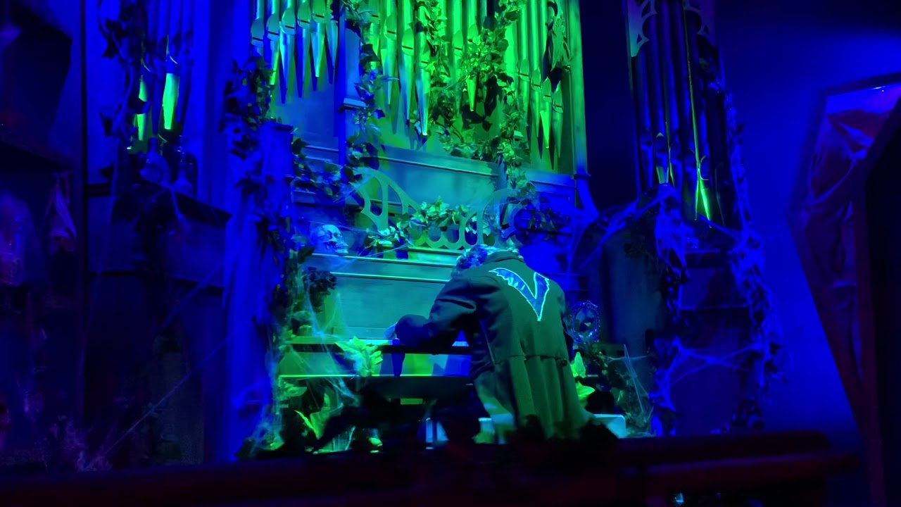 The Vampire Organist - YouTube