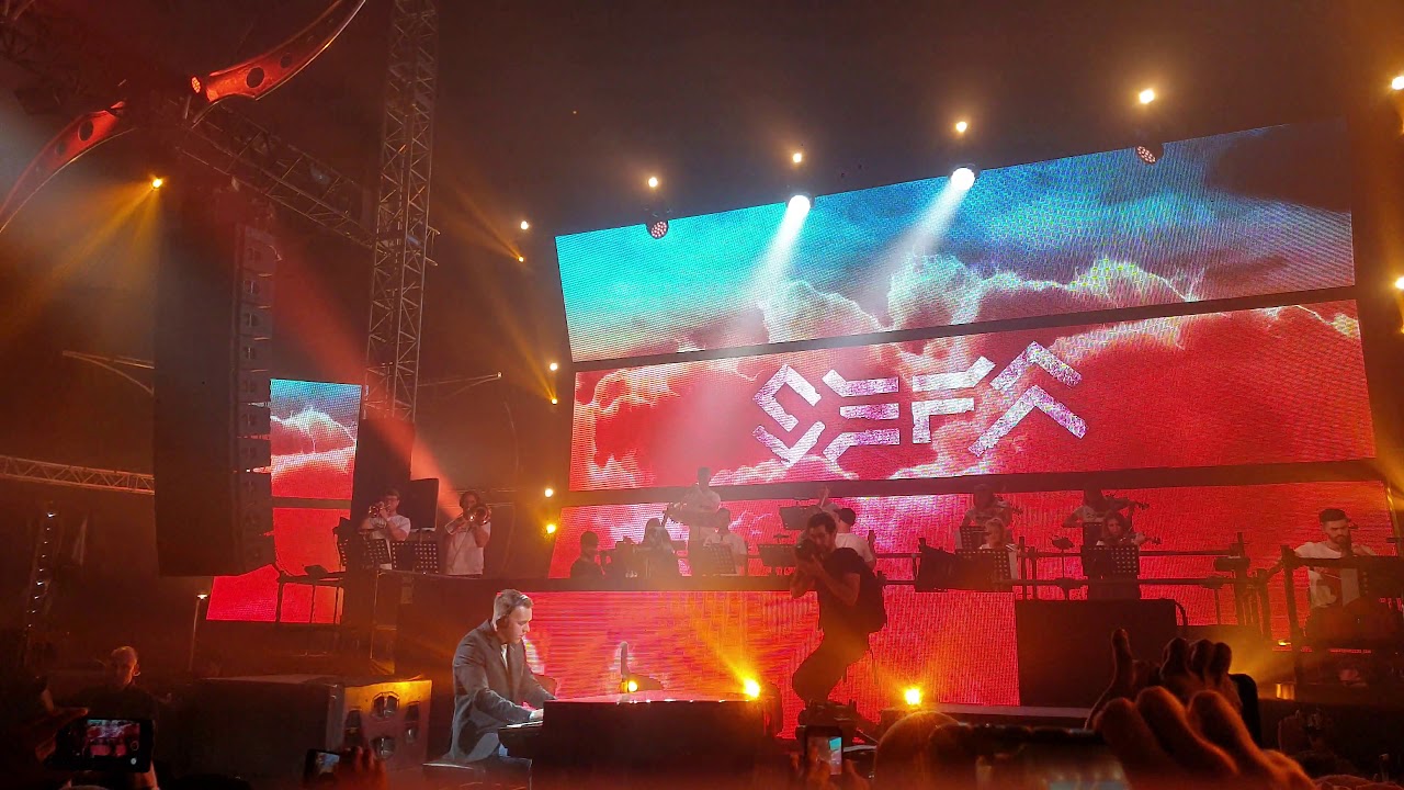 Sefa - Walking In The Air LIVE WITH ORCHESTRA @Impaqt (4K60FPS) - YouTube
