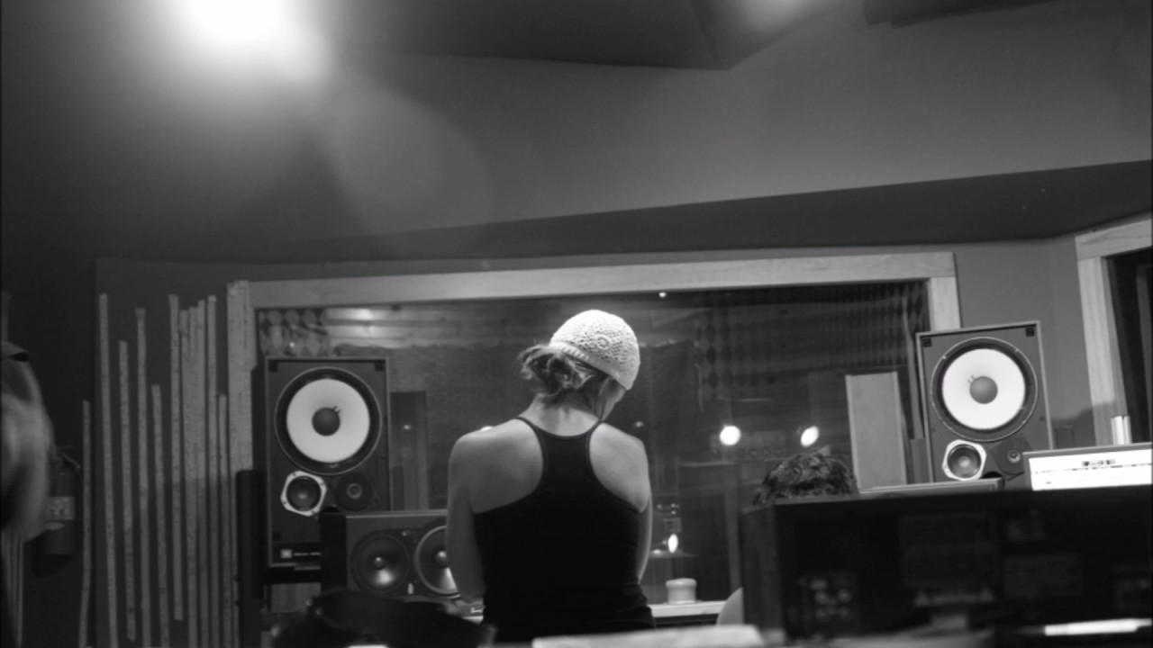 Insider - OFFICIAL by Robyn Ludwick - YouTube