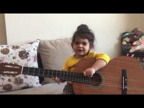 Derin gitar 🎸 çalıyor:)