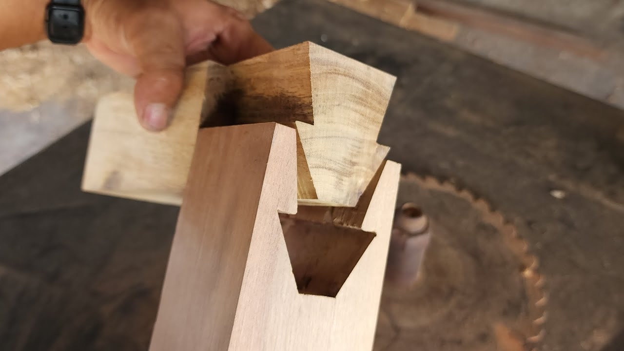 Extreme Wooden Woodworking Skills,ASMR Perfect A Hand Cut Mitered ...