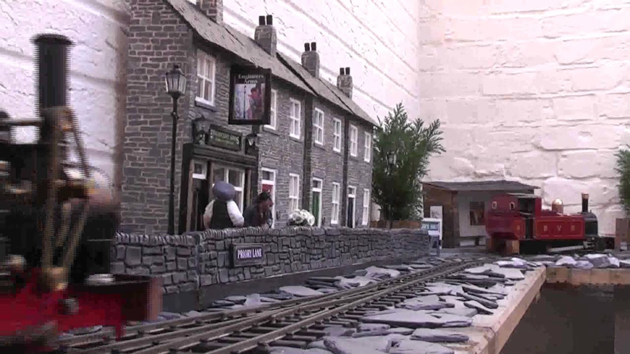 Regner Vincent with coaches on The Milford Hill Light Railway - YouTube