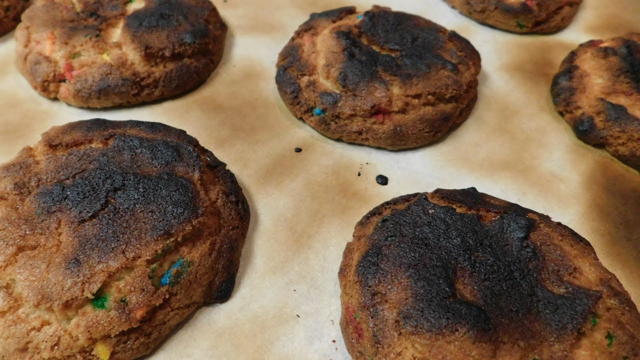 Oh no! The Cookies Got Burnt! / @TheBestOfWeeks / The Weeks Family ...