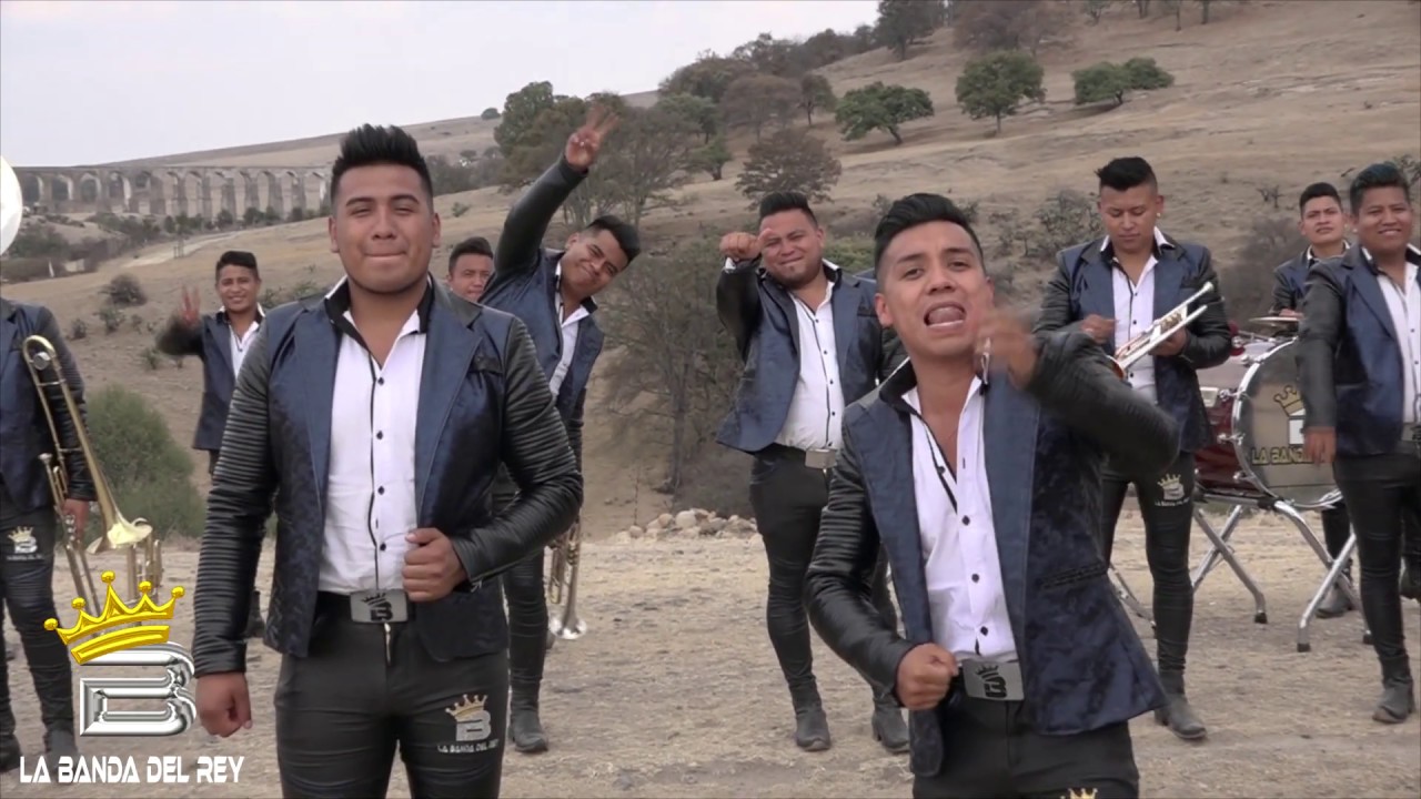 La Banda Del Rey - La Mujer Maravilla - YouTube