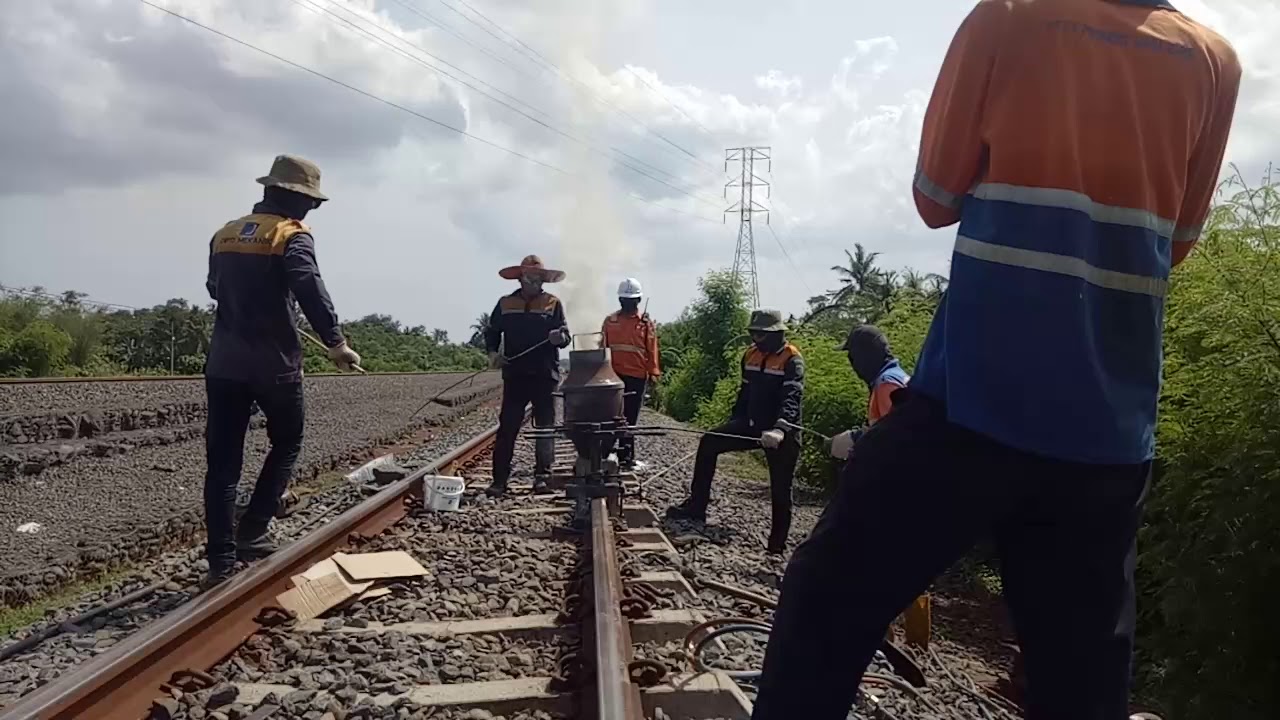 LAS THERMIT.. REL KERETA - YouTube