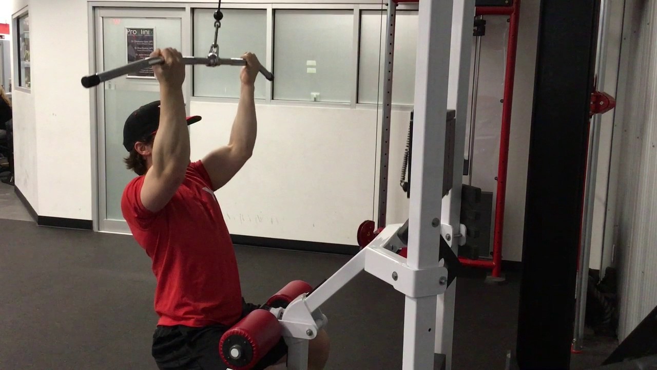 SUPINATED LAT PULL DOWN - YouTube