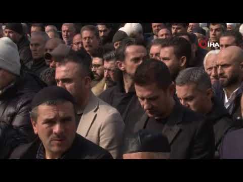 Hakan Ünsal’ın acı günü... | Galatasaraylı Hakan’ın Ünsal’ın annesi Nesibe Ünsal vefat etti.