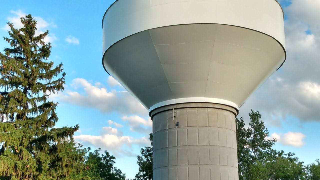 1,000,000 Gallon Water Tower - YouTube