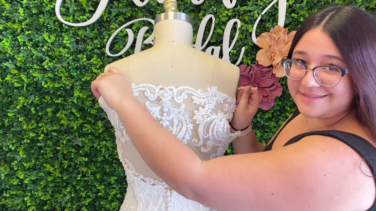 Wedding Dress Trend - Mermaid Fit - YouTube