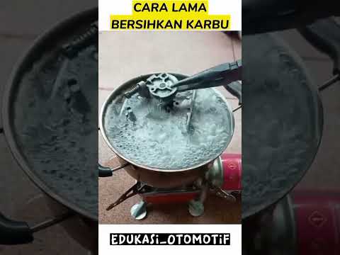 Siapa yang membersihkan karbu dengan cara ini