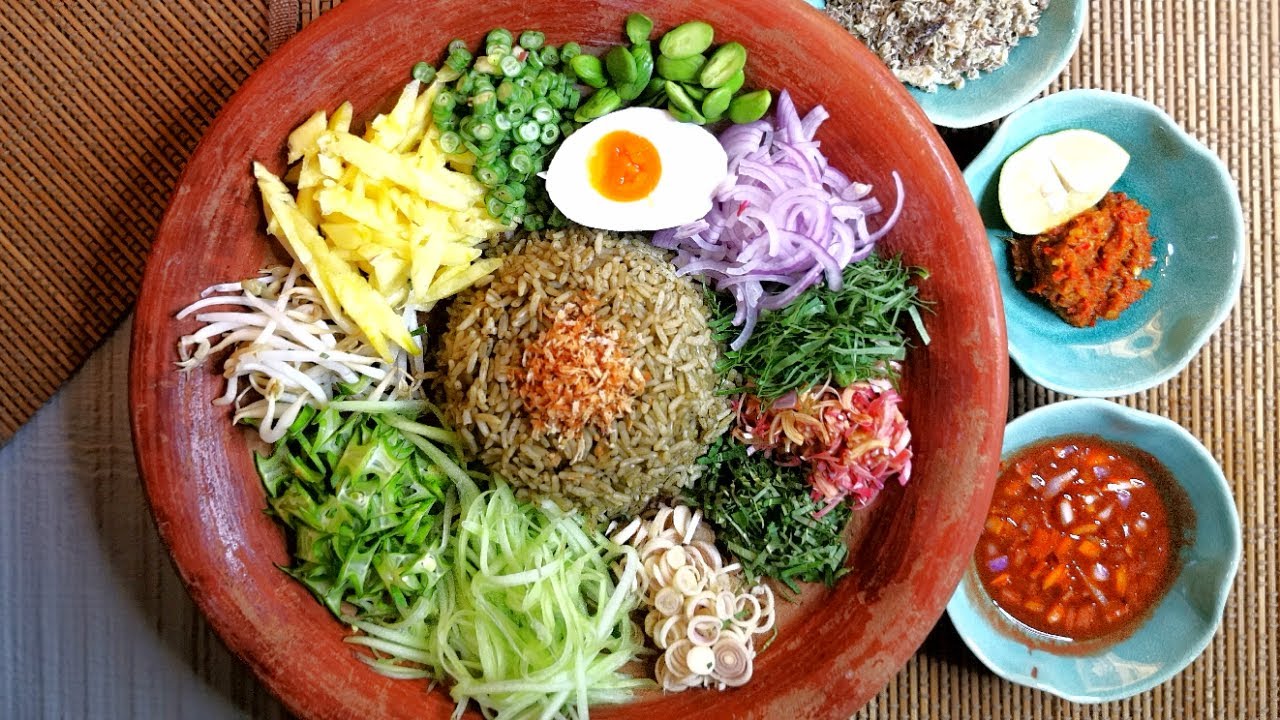 Thai rice salad recipe khao jam (nasi ulam ala Thai) - YouTube