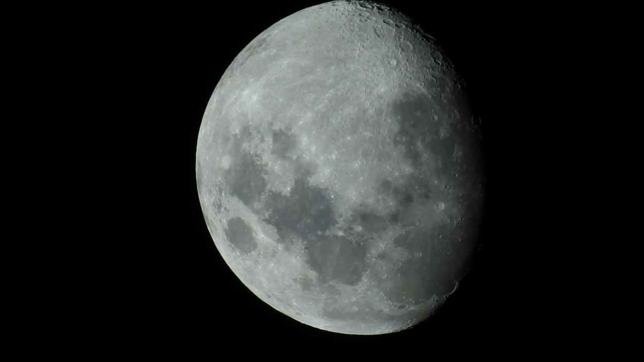 20180525T1900 X83 moon 85.6% - YouTube