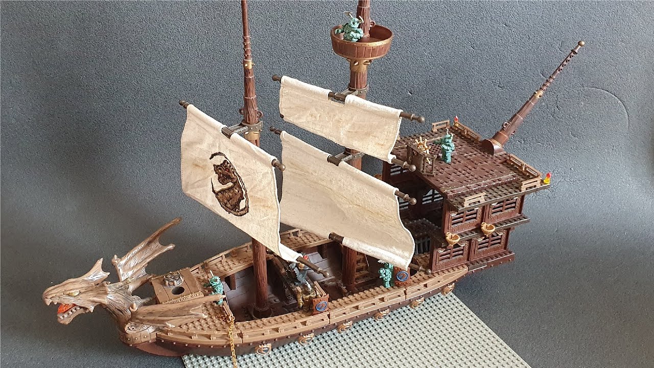 Building and Unbuilding the Dragon sea pirates ship created by ...