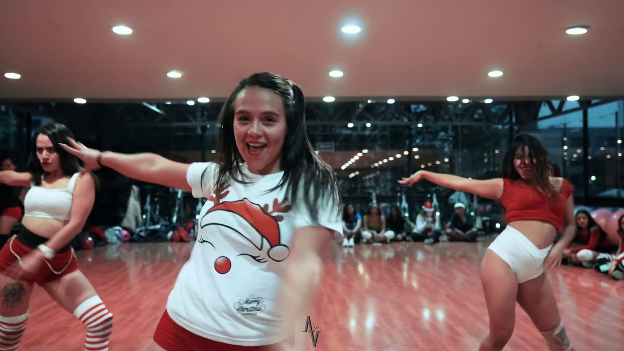 Piropo - Noriel _ Choreography by YUR AULAR - YouTube