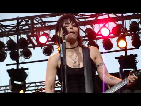 Joan Jett and the Blackhearts - \