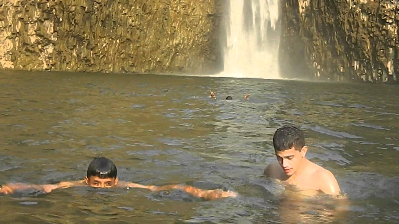 jogi bhadhak waterfalls near indore manpur.MOV - YouTube