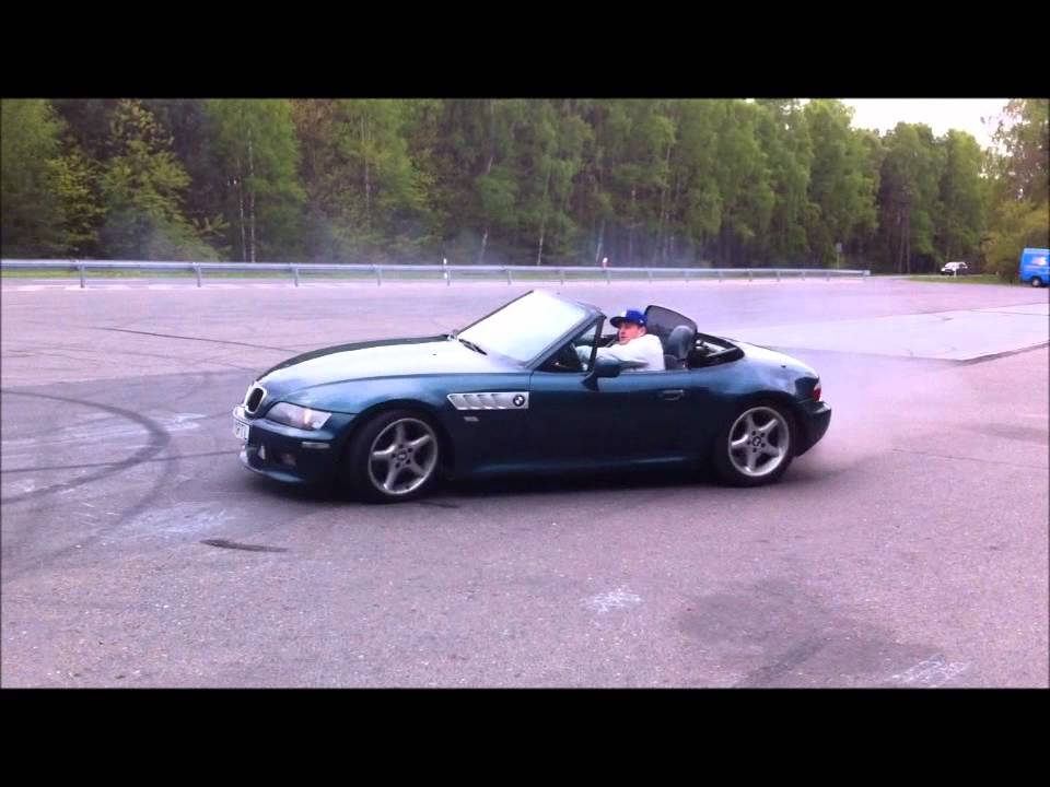 bmw z3 drift - YouTube