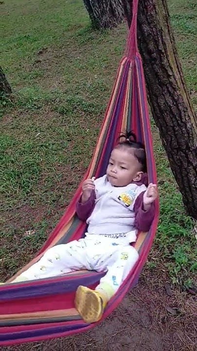 main ayunan || santai || rabahan di ayunan || santai di ayunan sambail makan jajan ...