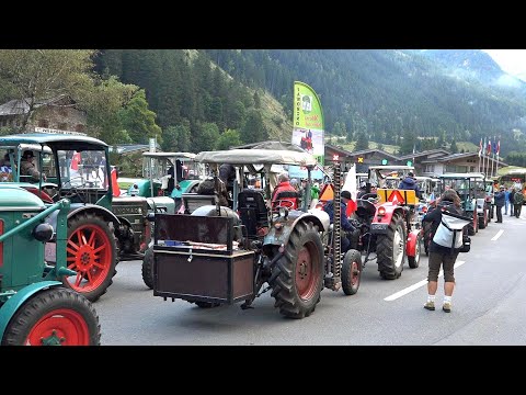 Startaufstellung zur 19. Oldtimer Traktor WM am Großglockner 18.09.2021