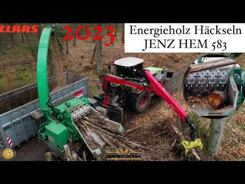 Energieholz Häckseln CLAAS XERION 5000 (alte Generation) & Mobilhacker ...