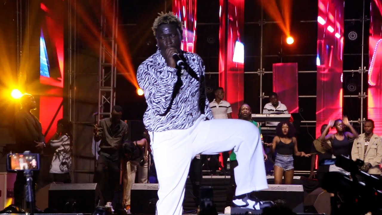 GRAVITY OMUTUJU LIVE OKWEPICHA CONCERT LUGOGO - YouTube