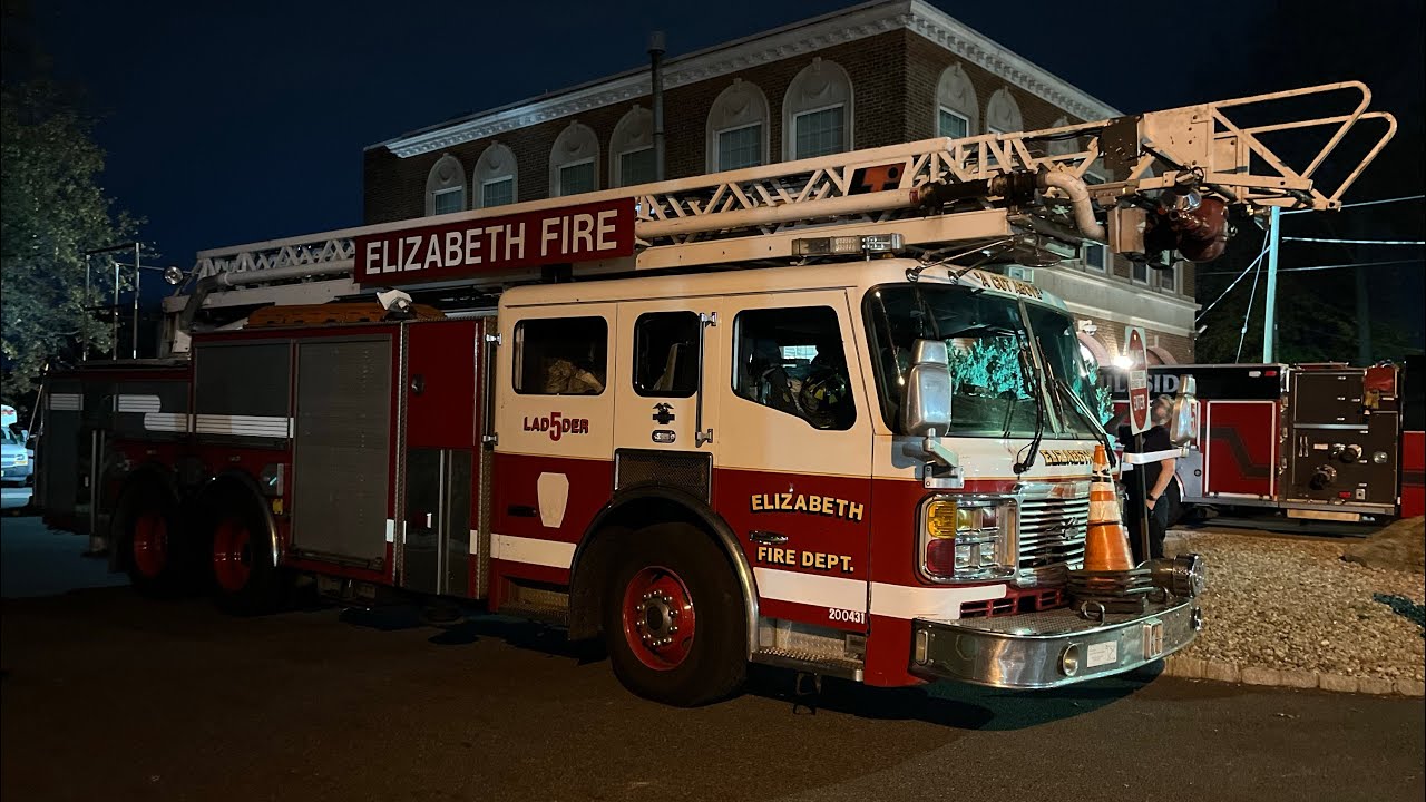 Elizabeth NJ FD Ladder 5 arriving at a cover assignment in Union NJ ...