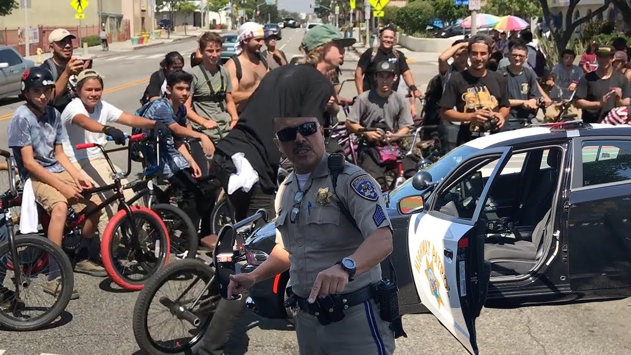 COPS VS LA BMX JAM!! - YouTube