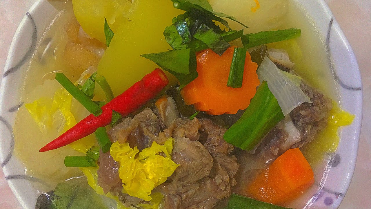 Beef Soup || ស៊ុបគោ, Khmer recipe [ SreyLeak Yummy Cooking ] - YouTube