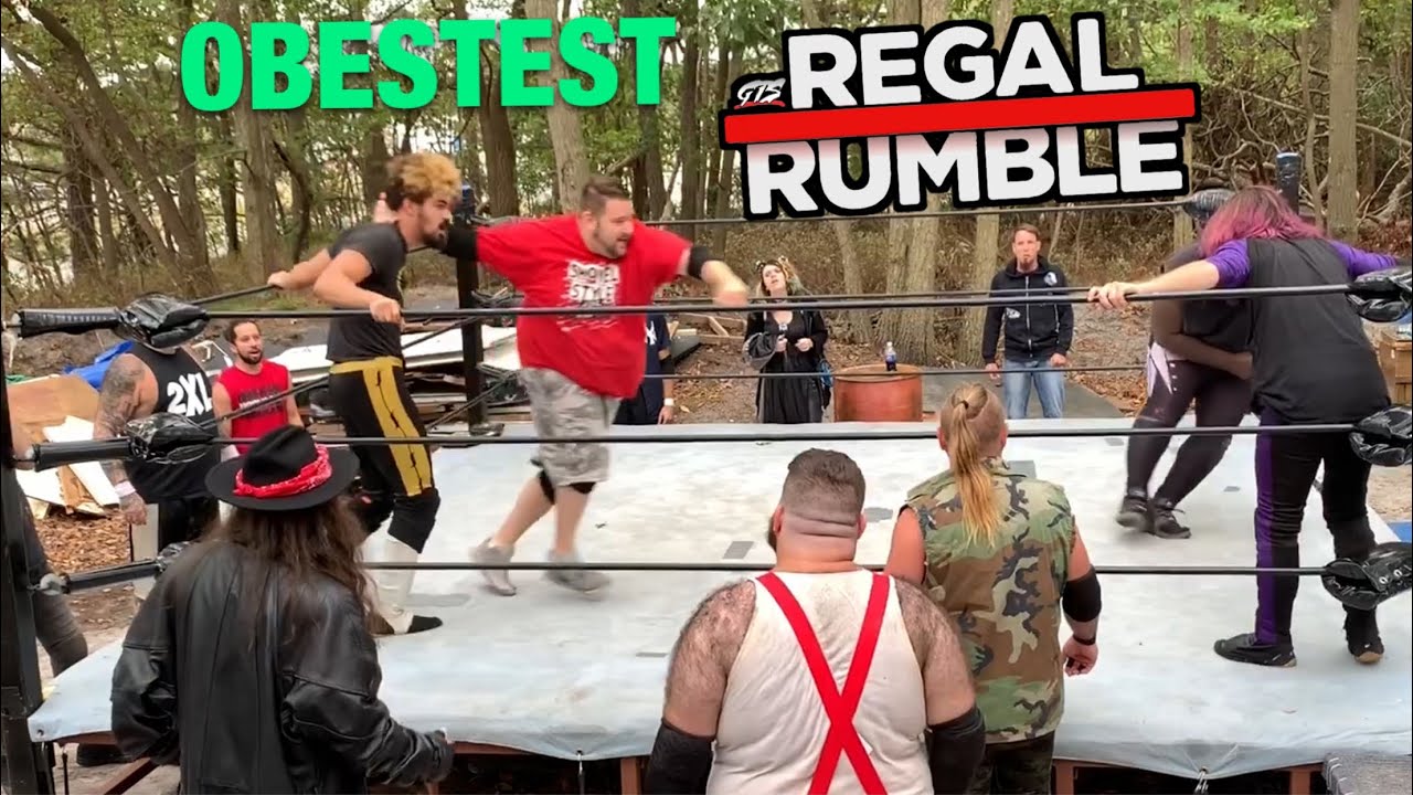 CRAZIEST 25 MAN ROYAL RUMBLE EVER! - YouTube