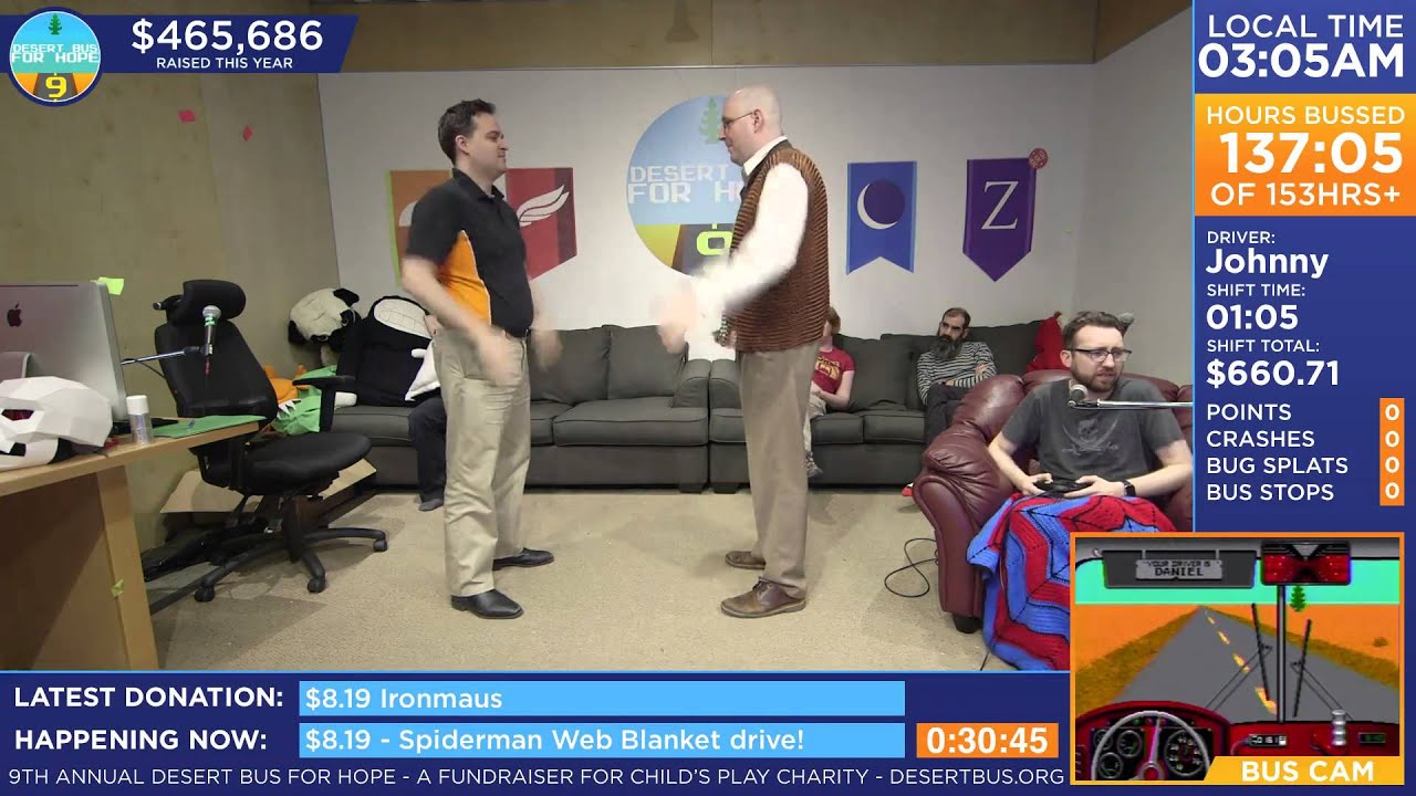 DB9 - Danish Clapping game: Ian vs Beej - YouTube