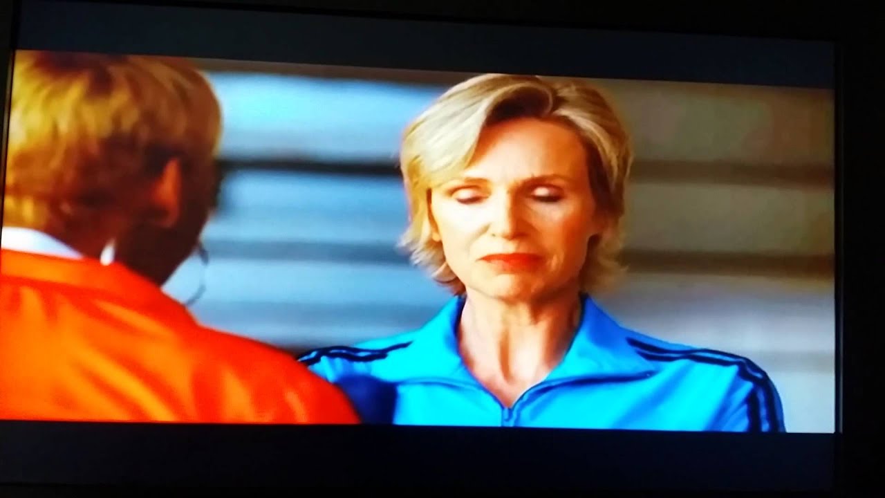 Glee Roz Washington and Sue Sylvester makes me laugh everytime - YouTube