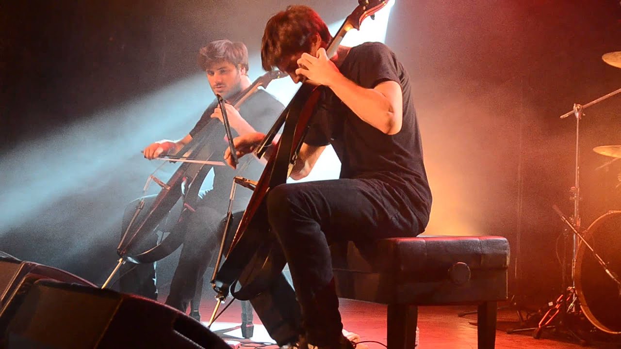 2Cellos - Smooth Criminal (live Paris) - YouTube