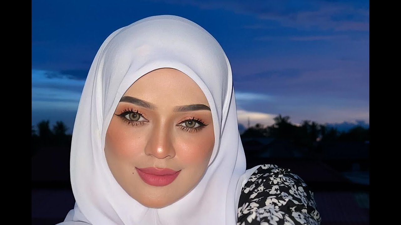 MUA Bellaz : Simple Makeup Cantik Manis Nak Keluar Jalan2.. - YouTube