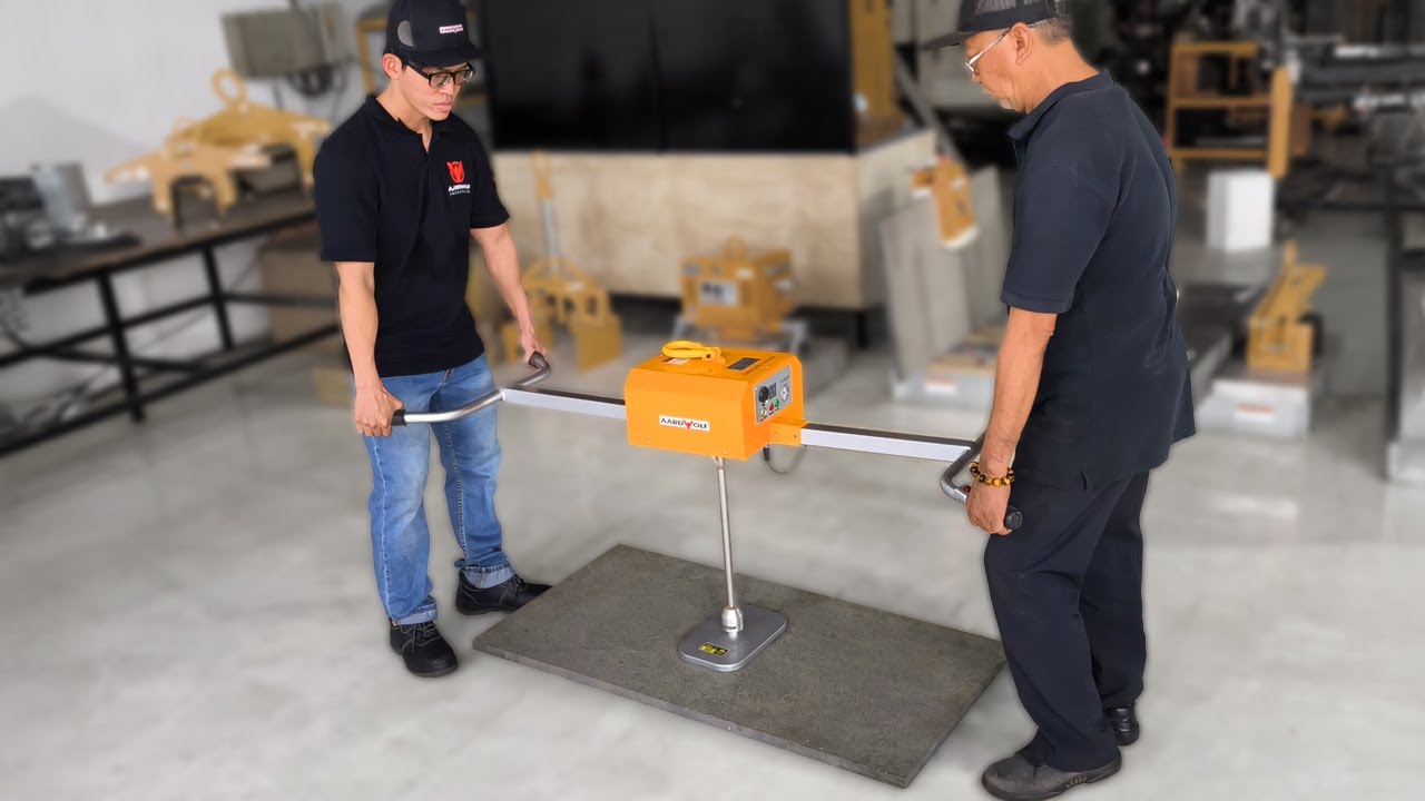 PAVING STONE LIFTER | Aardwolf - YouTube