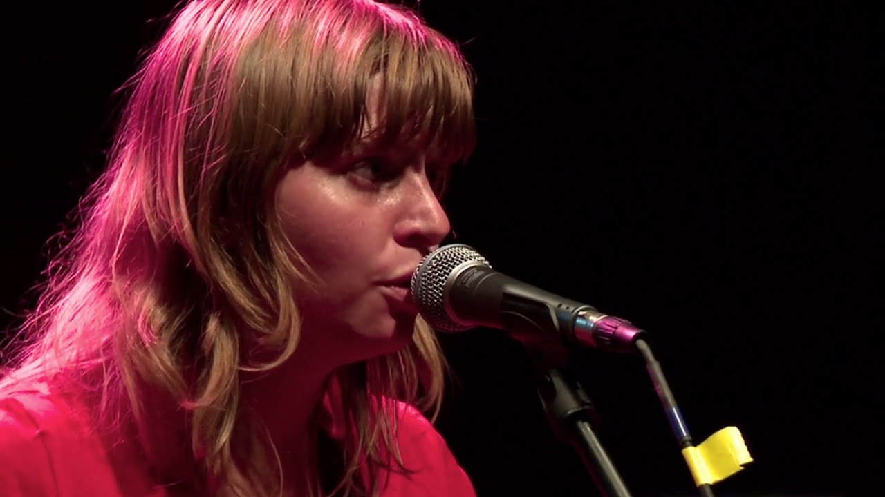 BAMM.tv Presents: Ash Reiter - "Blue Eyes" - YouTube