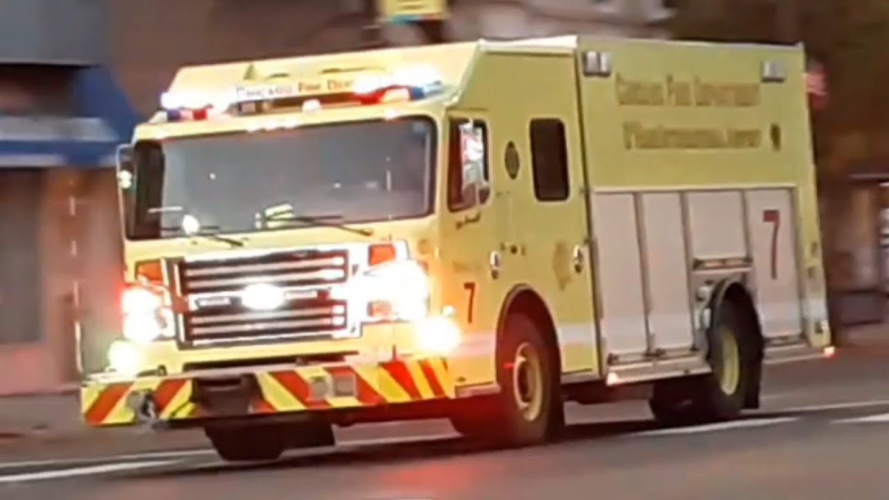 Chicago Fire Dept Squad 7 Responding - YouTube
