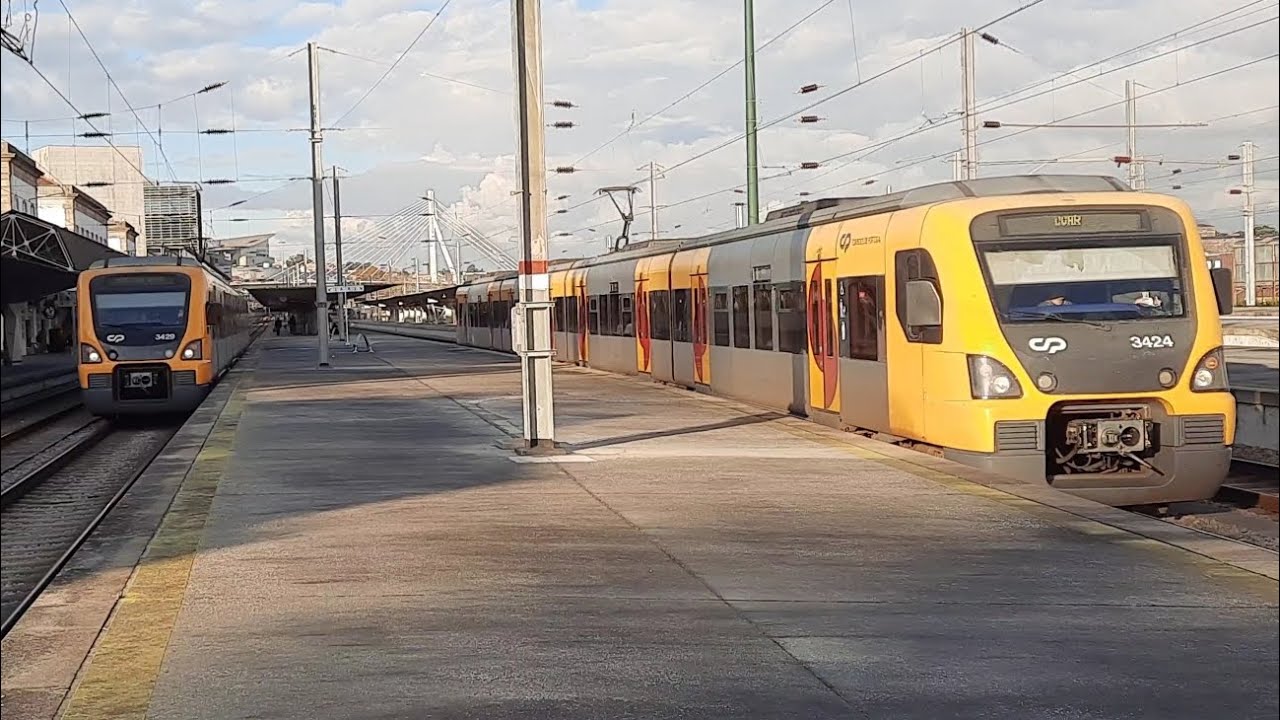 Partida simultânea de dois comboios Urbanos em Porto Campanhã! - YouTube