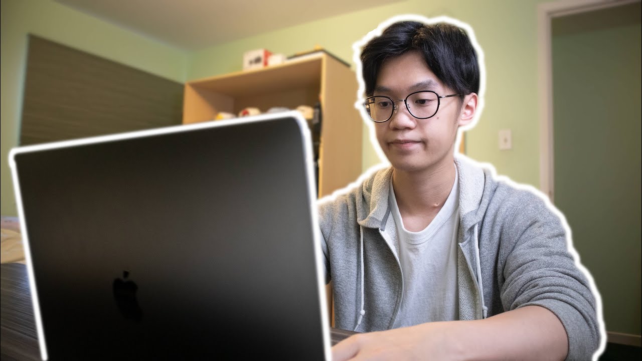 A Day in the Life of a UX Design Student - YouTube