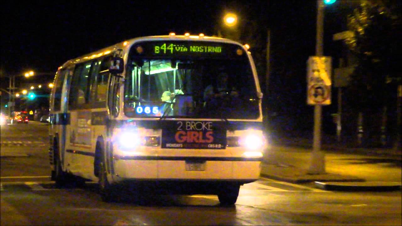 MTA RTS 98-99 5181 on the B44 - YouTube