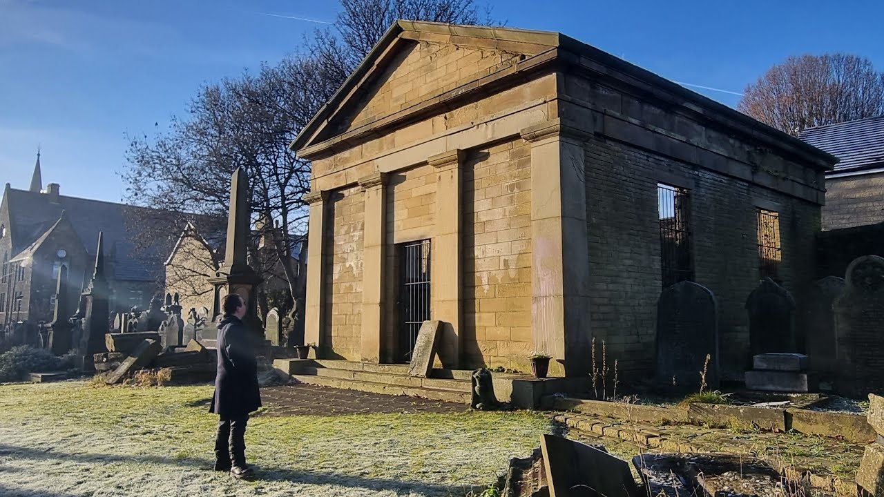 A Walk through the Historic Lister Lane Cemetery. Halifax - YouTube