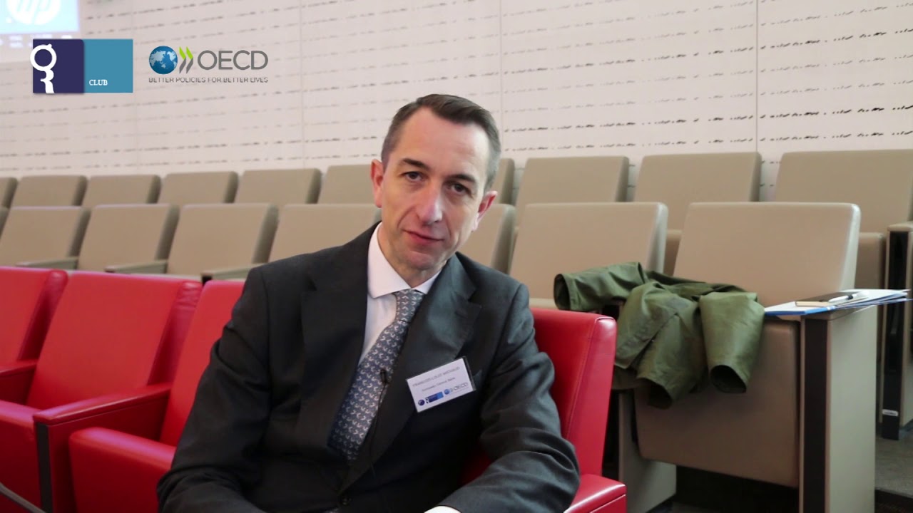 François-Louis Michaud | The cost of capital: a contrast in approaches ...