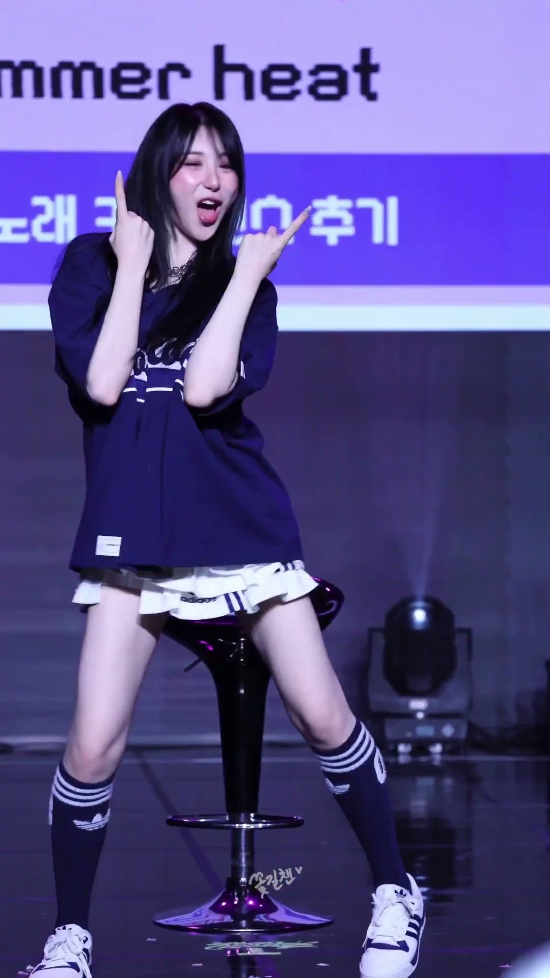 이채연 | [4K] 씨스타 - Loving U (240703 쇼케이스) / LEECHAEYEON #이채연 #leechaeyeon ...