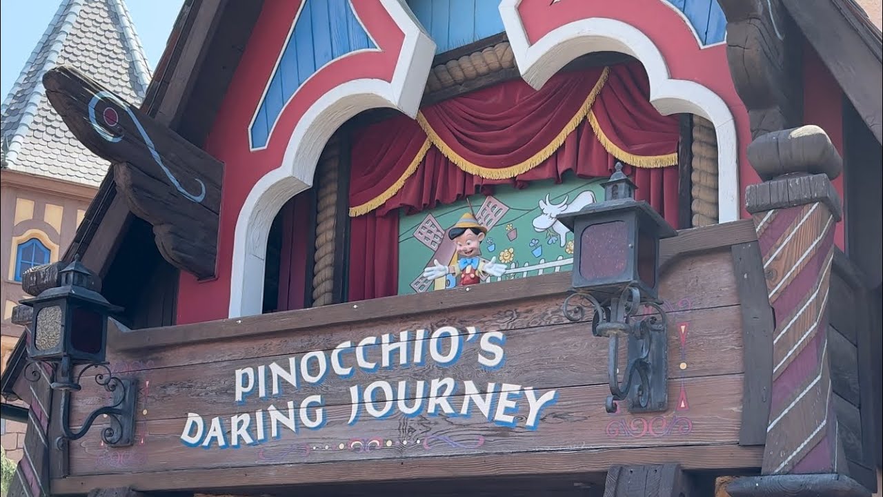 Pinocchio’s Daring Journey ride POV - YouTube