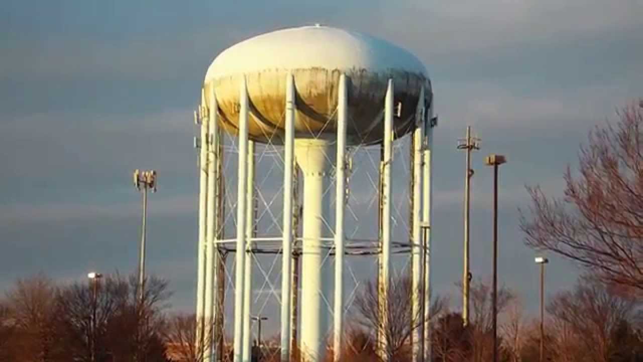 Oblitoid Fourteen Leg Elevated Two Million Gallon Steel Water Storage ...