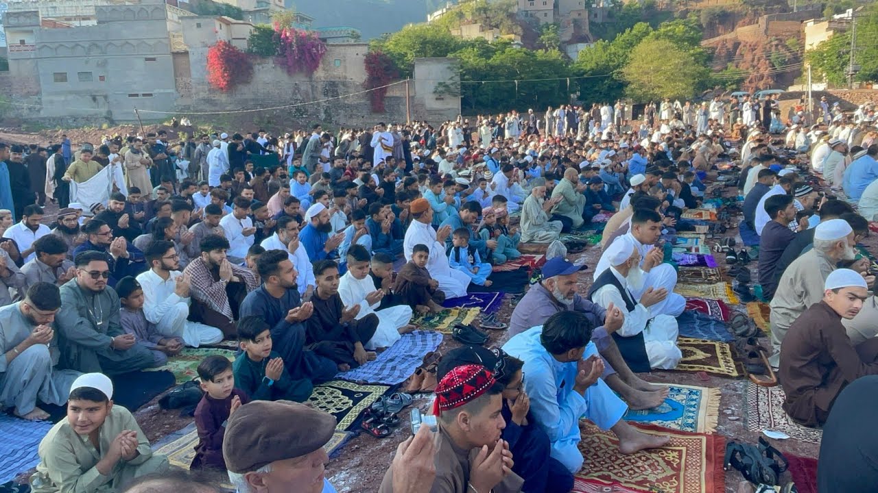 morning pray of Eid in Pakistan, #prayer #islam #muslim - YouTube