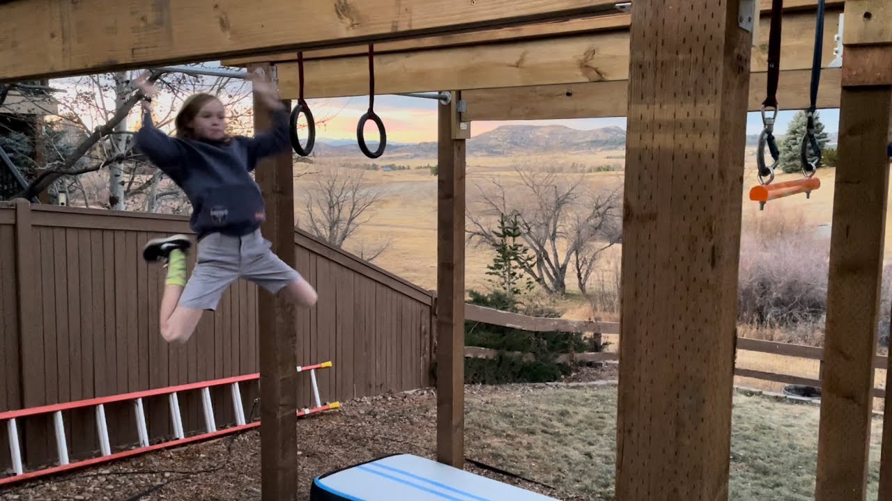 Backyard Rig: Ring link to Trapeze - YouTube