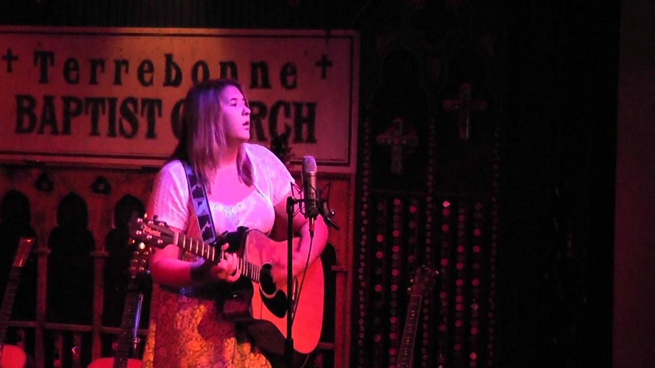 Callie Hines - Landslide (Live at Chickie Wah Wah, May 22, 2011) - YouTube